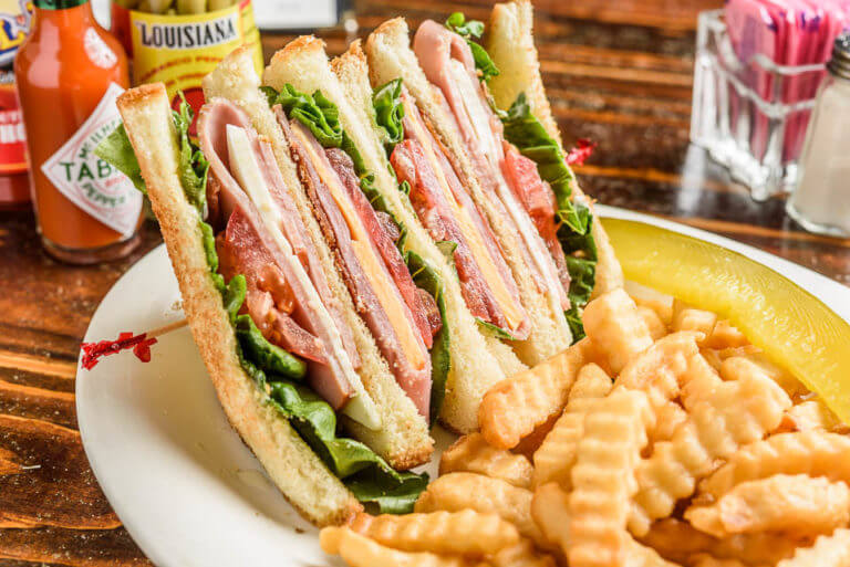 Restaurant - Montgomery Alabama | Peyton's Place